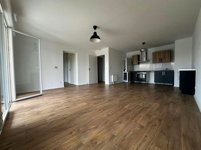 Appartement 4 pièces à louer à Centre Ville-Piquey, Mérignac