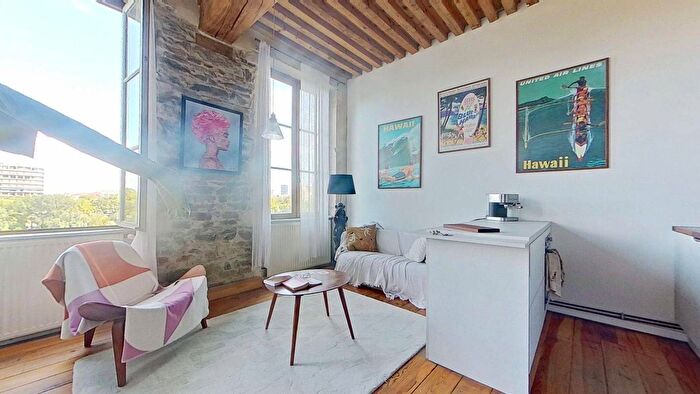 Appartement 1 pièce à louer à Croix Rousse Gros Caillou, Lyon 4ème arrondissement