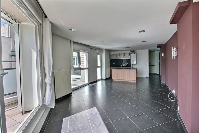 Appartement à louer - Trappes, Village, Cité Nouvelle - 3 pièces - 2 chambres