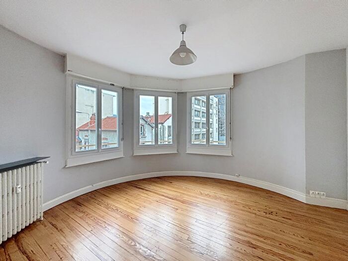 Appartement à vendre - Clermont-Ferrand, Vallières, Sallins, Poncillon - 4 pièces - 2 chambres