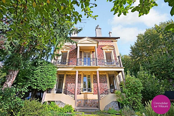 Maison 7 pièces à Le Perreux-sur-Marne, Centre-ville, Quais dArgonne, à vendre