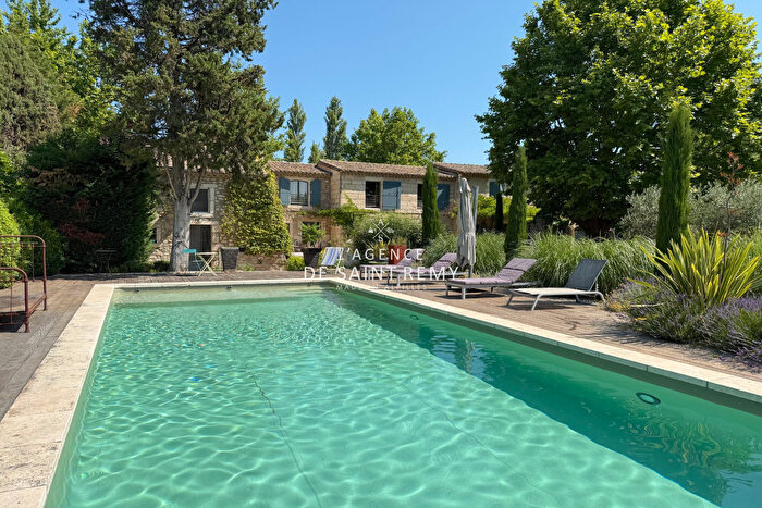 Maison à vendre - Saint-Rémy-de-Provence - 8 pièces - 7 chambres