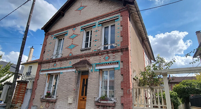 Maison à vendre - Houilles, Centre-ville - 4 pièces - 3 chambres