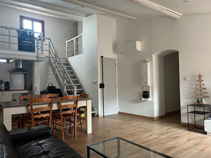 Mirabeau : Appartement 4 pièces à louer