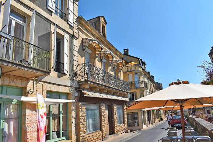 Maison 10 pièces à vendre - Montignac