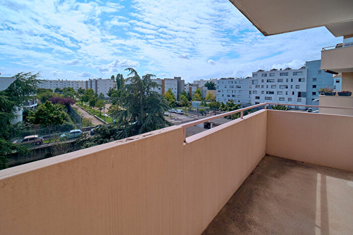 Appartement à vendre - Villeurbanne, Poudrette, Les Brosses - 3 pièces - 2 chambres