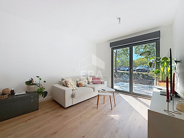 Appartement à vendre - Étampes, Centre-Ville - 2 pièces - 1 chambre