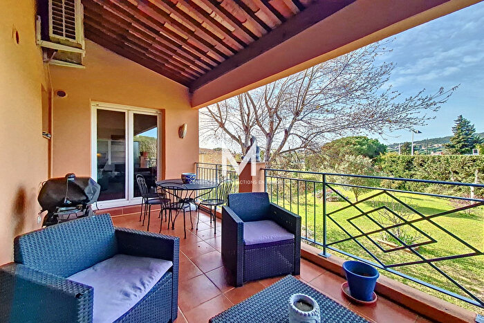 Appartement à vendre - Sainte-Maxime, Saquèdes, Quilladou, Garonnette, Golfe - 3 pièces - 2 chambres