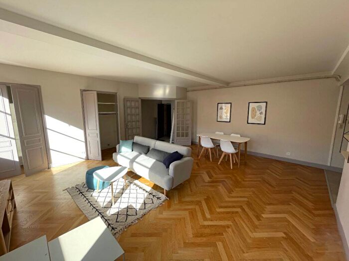 Appartement à louer - Presquîle, Centre ville, Cordeliers, Lyon ème arrondissement - 2 pièces - 1 chambre