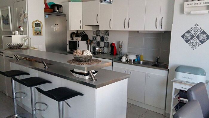 Appartement 3 pièces à louer - Claveliere-Malletiere, Oullins-Pierre-Bénite