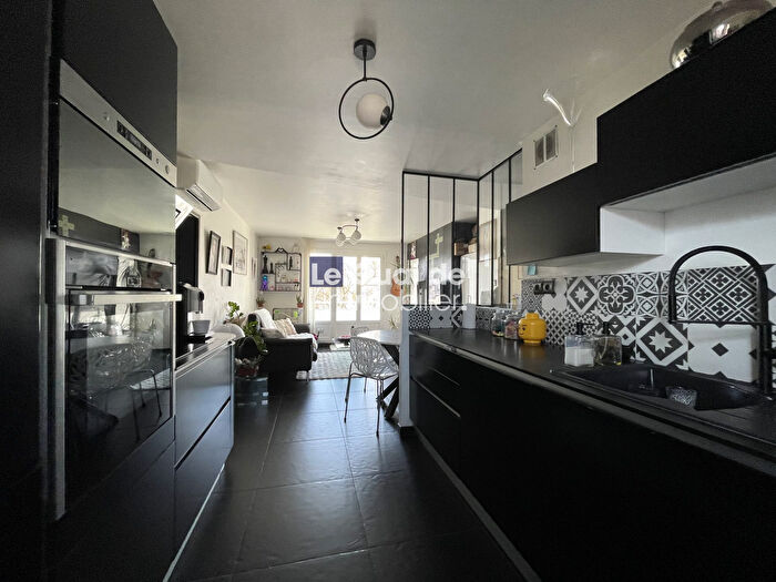 Appartement à vendre - Saint-Martin-dHères, Teyssere - 3 pièces - 2 chambres