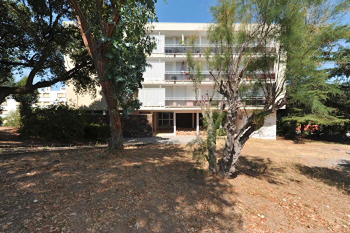 Appartement à louer - Saint-Raphaël, Les Arênes - 1 pièce