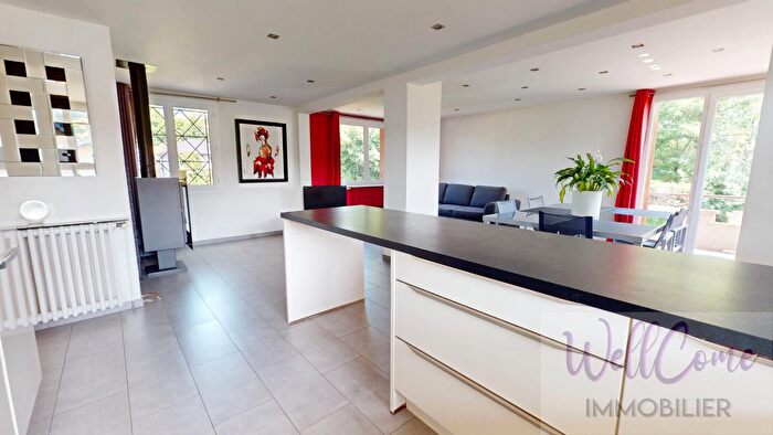 Maison à vendre - Aix-les-Bains, Est - 8 pièces - 5 chambres