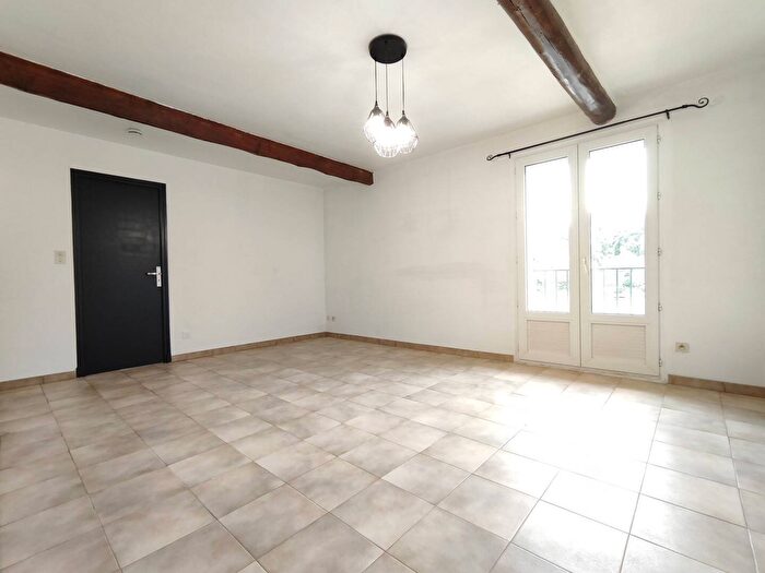 Village, Bédarrides : Appartement 2 pièces à louer