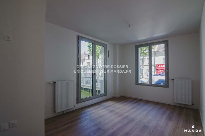 Appartement 3 pièces à Mantes-la-Jolie, Centre-ville, à louer