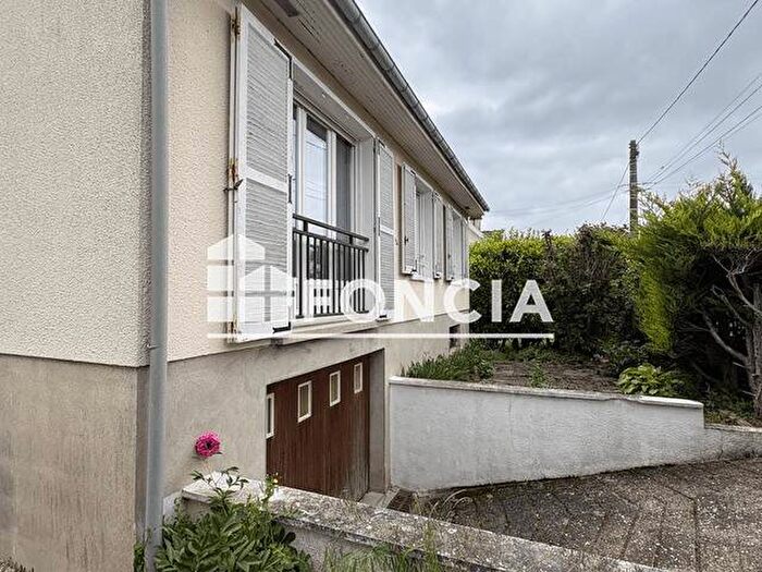 Sault-lès-Rethel : Maison 4 pièces à louer