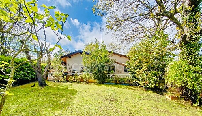 Maison à vendre - La Teste-de-Buch, LEnclos dAlis, Notre-Dame des Monts, Ninots, Miquelots - 5 pièces - 4 chambres