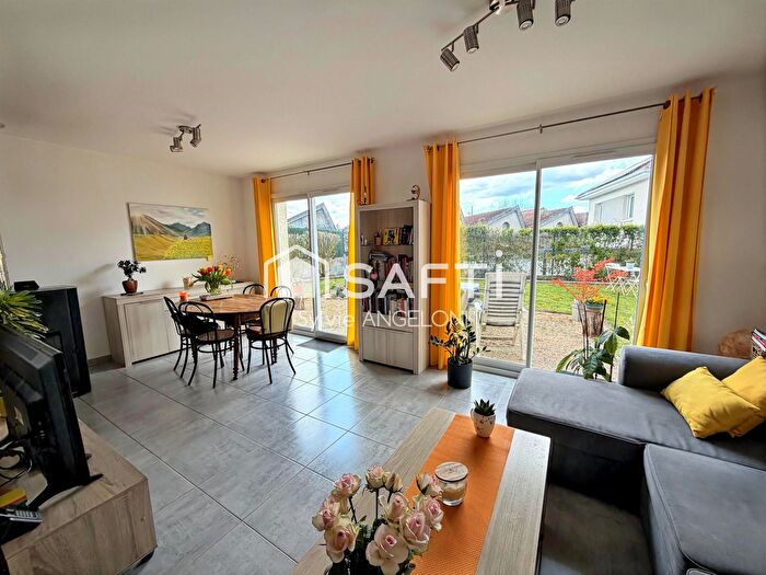 Maison à vendre - La Bâtie-Montgascon - 3 pièces - 2 chambres