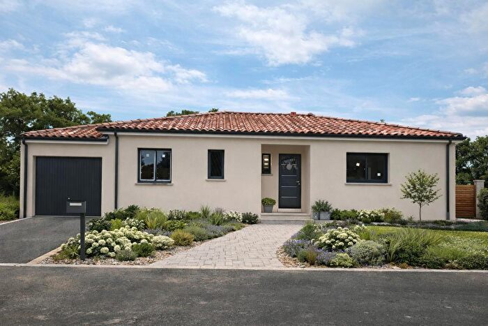 Maison 4 pièces à vendre à Roques