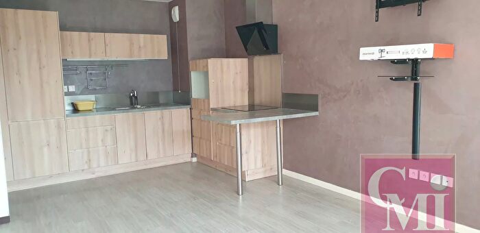 Appartement à vendre - Égly - 3 pièces - 2 chambres