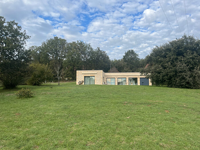 Maison à vendre - Meyrals - 3 pièces - 2 chambres