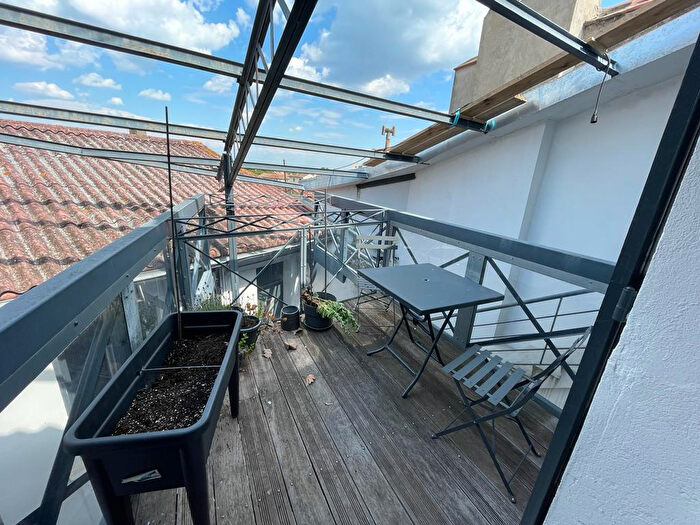 Appartement 1 pièce à louer à Nîmes, Feuchères