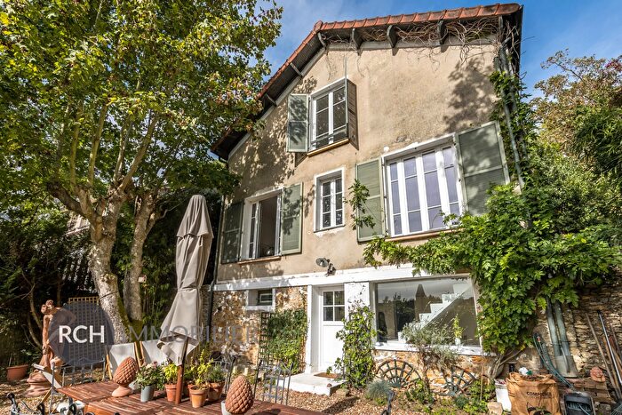 Maison à vendre - Montfort-lAmaury - 5 pièces - 3 chambres