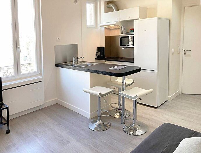 Appartement 1 pièce à Matisse-Pierrelais, Châtillon, à louer