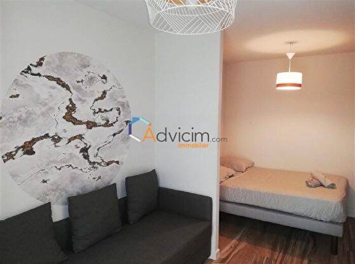 Appartement à louer - Izieux-La Varizelle-La Chabure-Le Creux, Saint-Chamond - 1 pièce