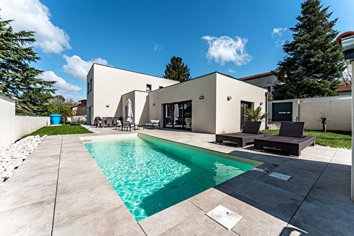 Maison 6 pièces à Montanay, à vendre
