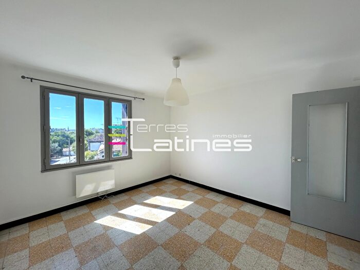 Nîmes, La Gazelle, Ventabren : Appartement 3 pièces à vendre
