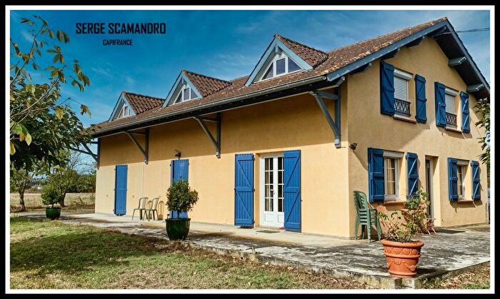 Maison à vendre - Escanecrabe - 7 pièces - 5 chambres