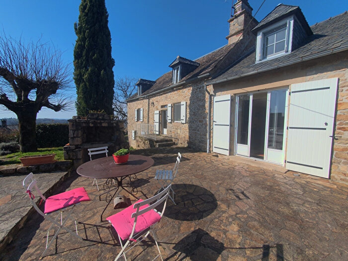 Maison à vendre - Saint-Martial-de-Gimel - 7 pièces - 5 chambres