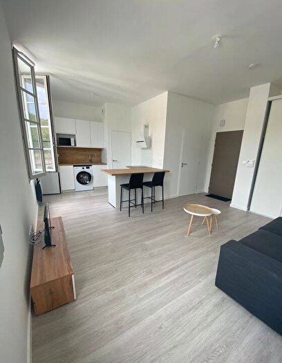 Le Palais : Appartement 1 pièce à louer