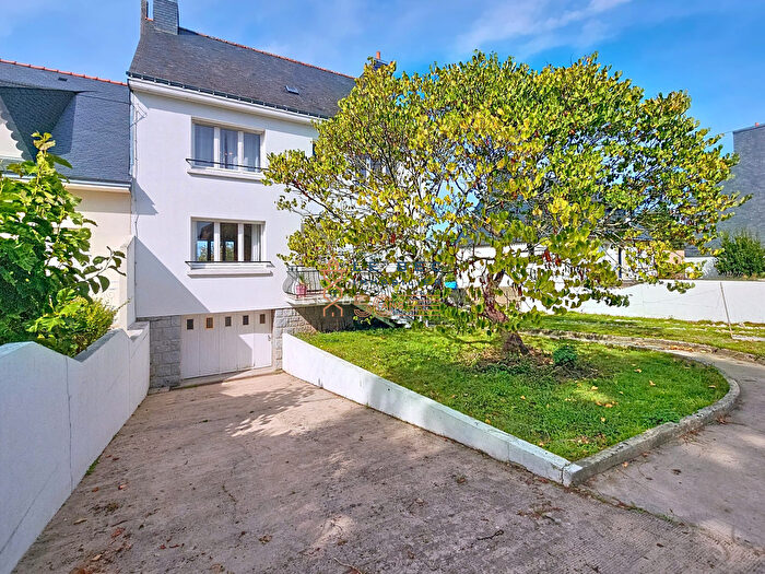 Maison à vendre - Locmiquélic - 5 pièces - 4 chambres