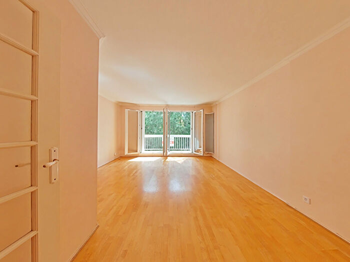 Appartement 4 pièces à Fontenay-le-Fleury, Chapelle Saint-Jean, à vendre