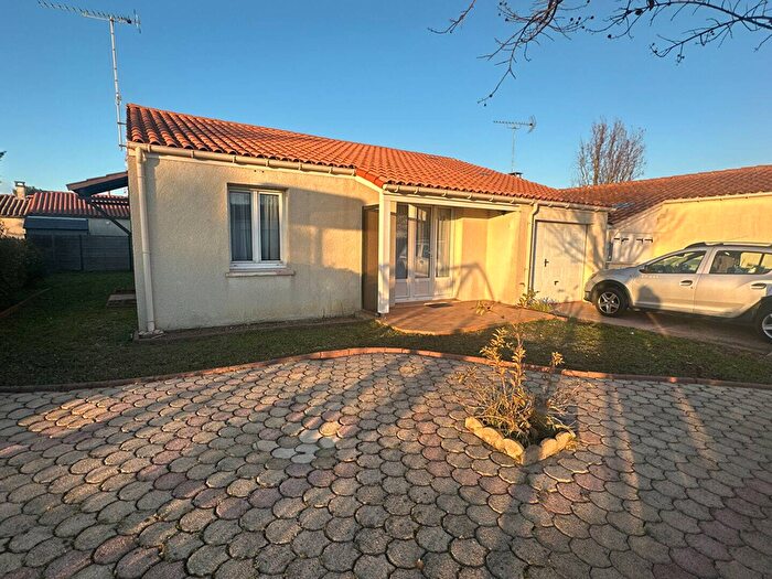 Maison à louer - Le Fief-La Garenne, Royan - 3 pièces - 2 chambres
