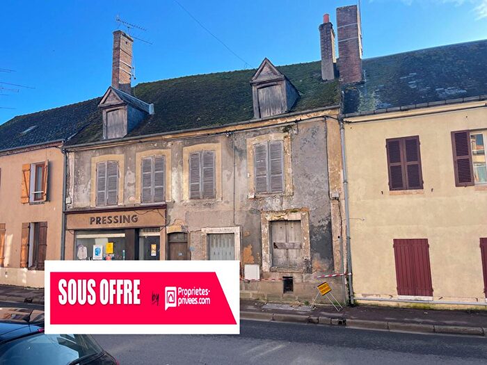 Maison à vendre - Château-Renard - 6 pièces - 2 chambres