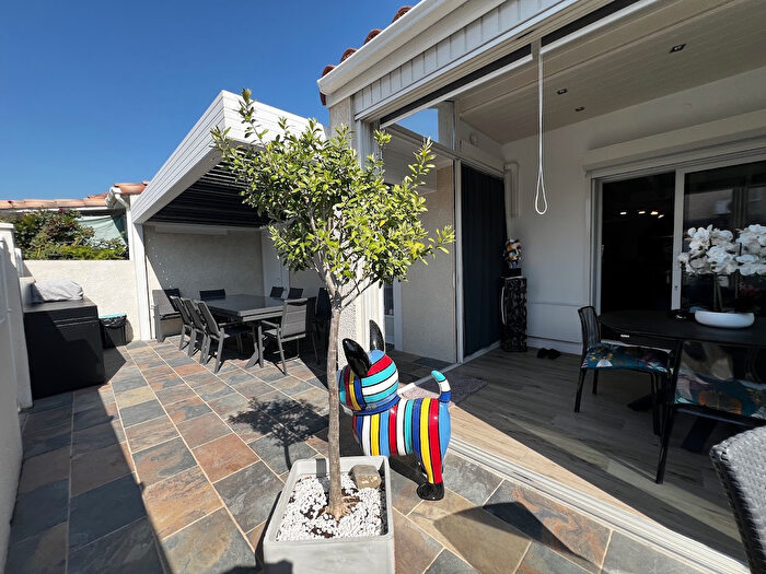 Maison 4 pièces à Fleury, Saint-Pierre, Les Cabanes, à vendre
