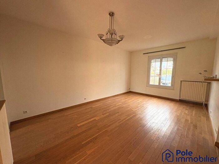 Maison à louer - Vaucelles, Caen - 7 pièces - 6 chambres