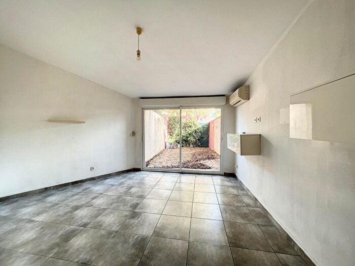 Villeneuve-sur-Lot, Saint-Etienne : Maison 2 pièces à louer
