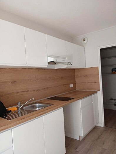 Appartement à louer - LOradou, Clermont-Ferrand - 2 pièces - 1 chambre