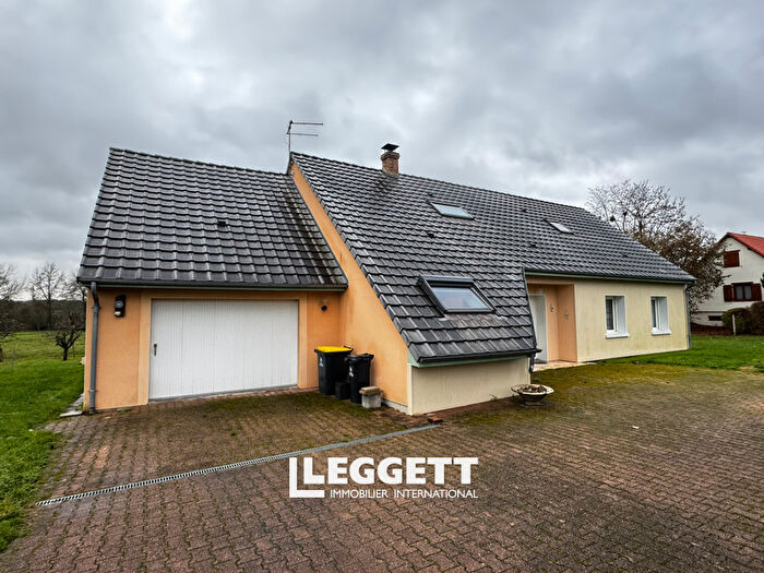 Maison à vendre - Moulins-sur-Yèvre - 5 pièces - 4 chambres