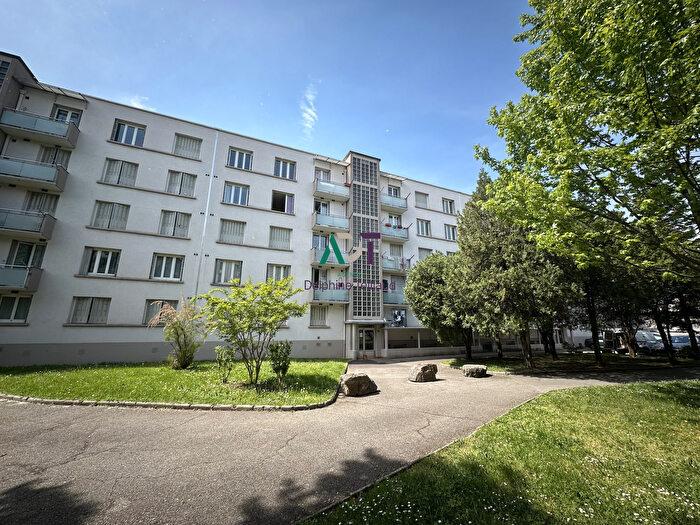 Appartement 4 pièces à Grenoble, Eaux-Claires, Mistral, à vendre