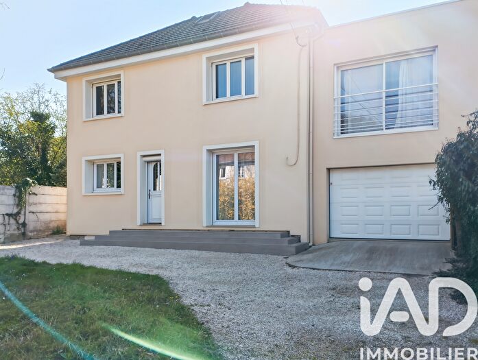 Maison à vendre - Villemoisson-sur-Orge - 5 pièces - 4 chambres