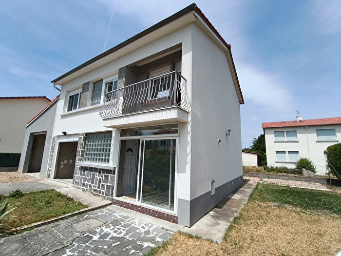 Maison 3 pièces à vendre à Aulnat