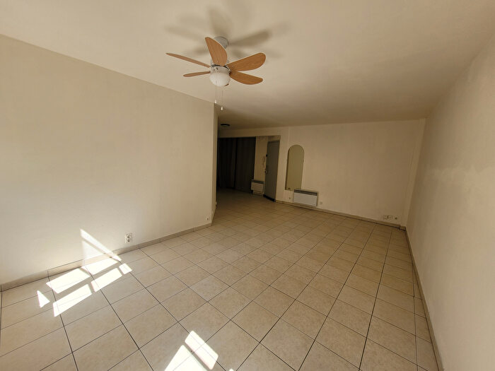 Auch, Faubourgs : Appartement 3 pièces à louer