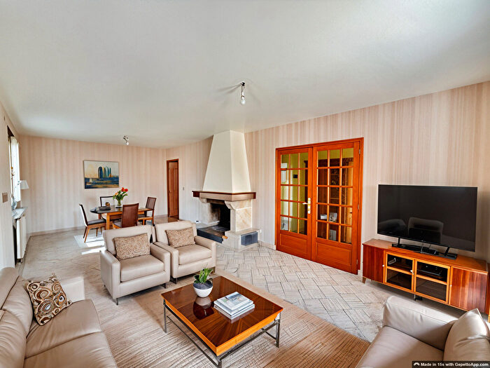 Maison à vendre - Saint-Jean-de-Braye, Est - 6 pièces - 3 chambres