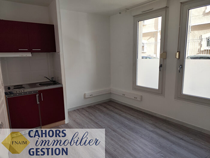 Appartement à louer - Cahors, Centre-ville - 1 pièce