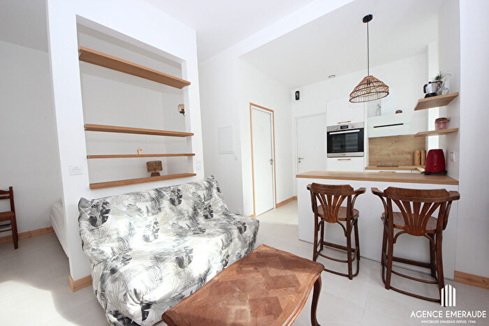 Dinard, Centre-ville, Plage de l'Ecluse, Pointe du Moulinet : Appartement 1 pièce à vendre